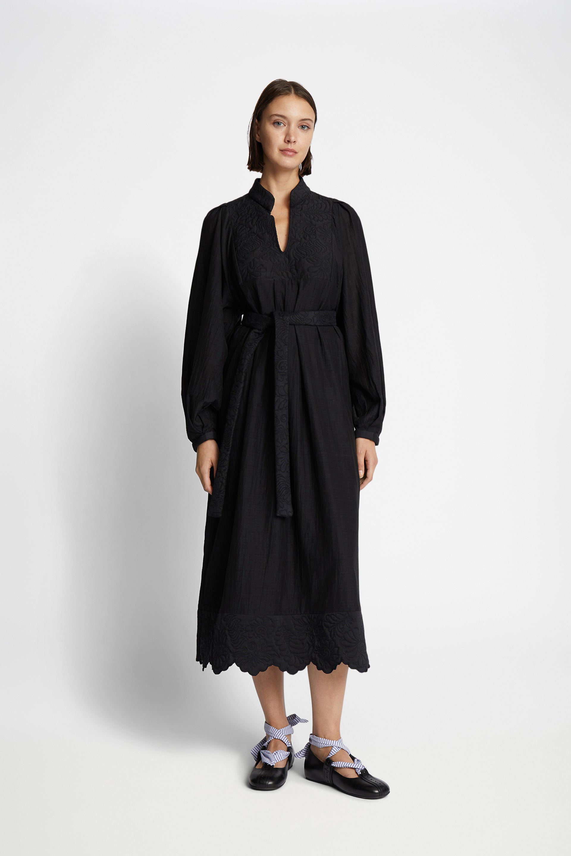 MUNTHE Kjole | Stort Udvalg af vores Moderne Kjoler Online